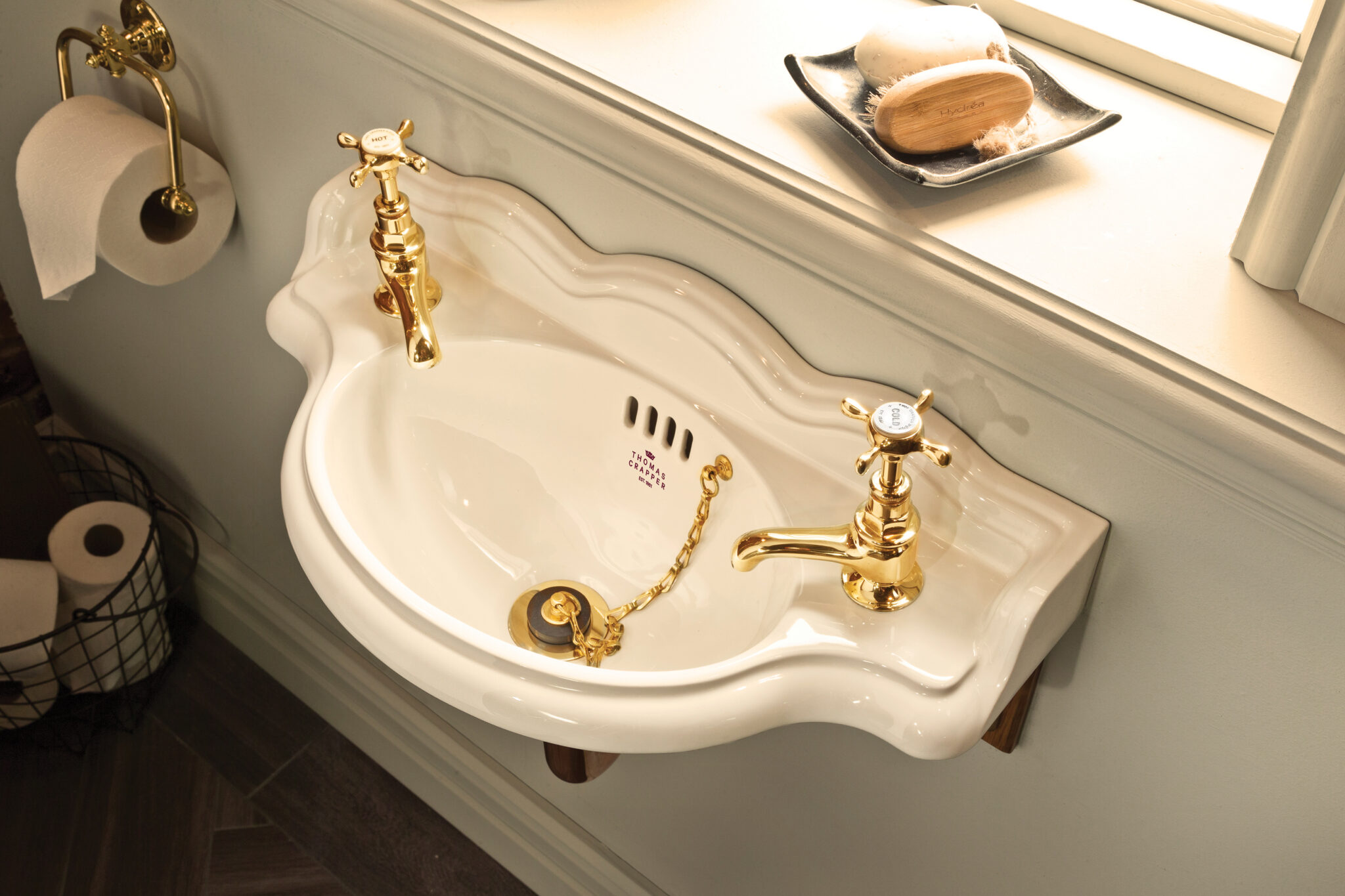 Thomas Crapper Bathroom Inspiration - Old Fashioned Bathrooms