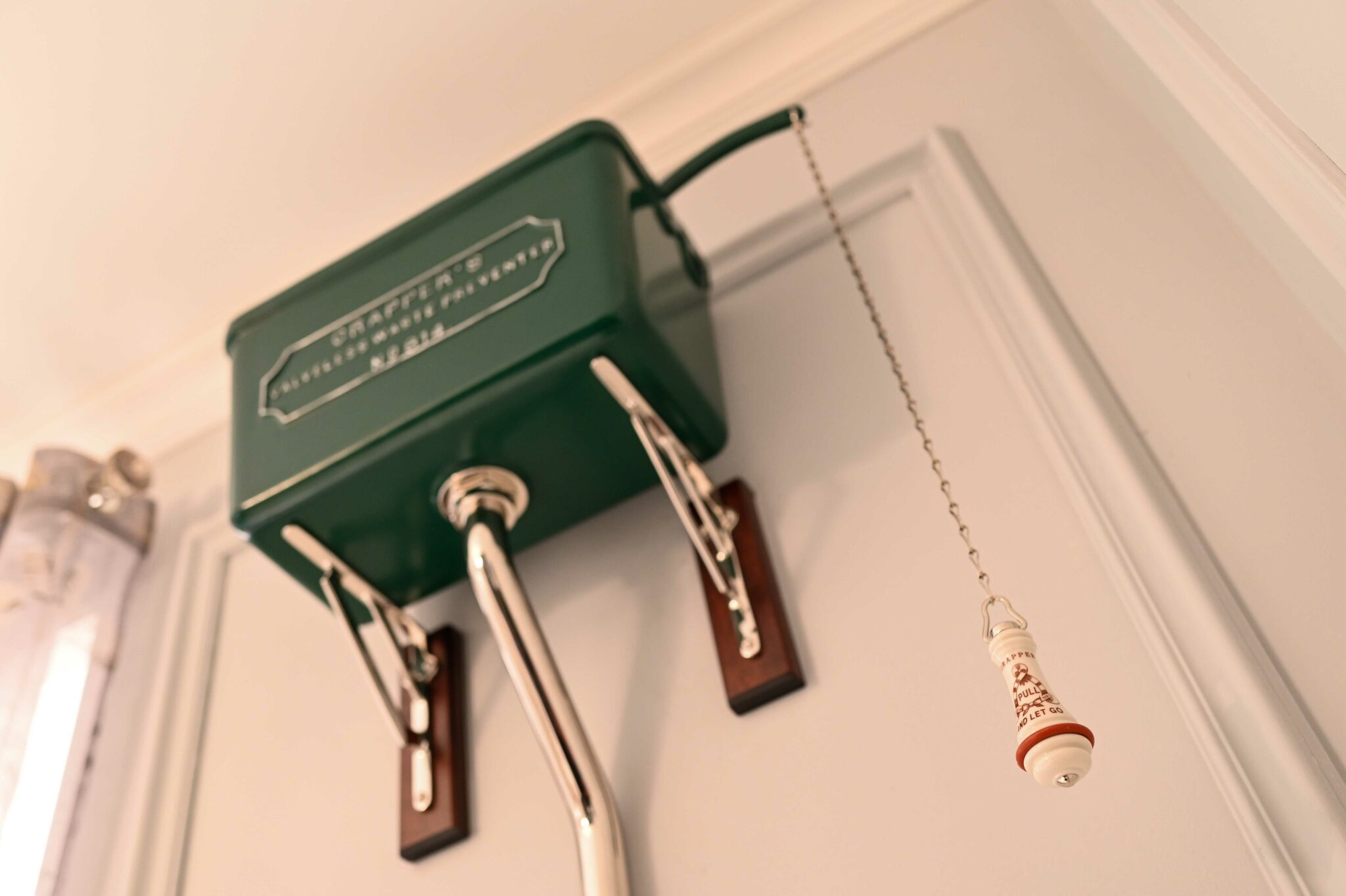 The The Thomas Crapper Complete Guide | Old Fashioned Bathrooms